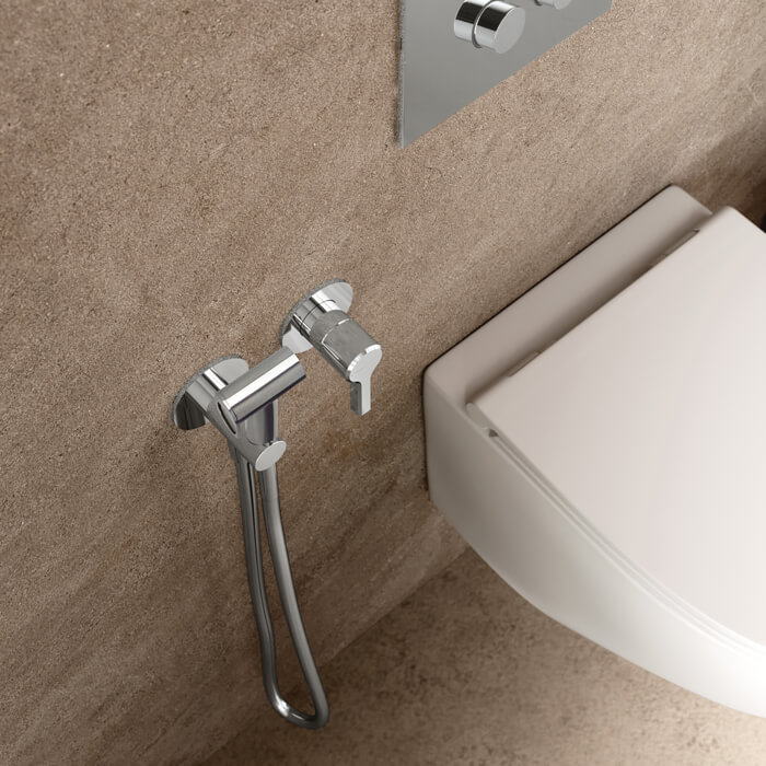 Kit hygiène WC : Douchette WC + mitigeur encastré design rond, Treemme